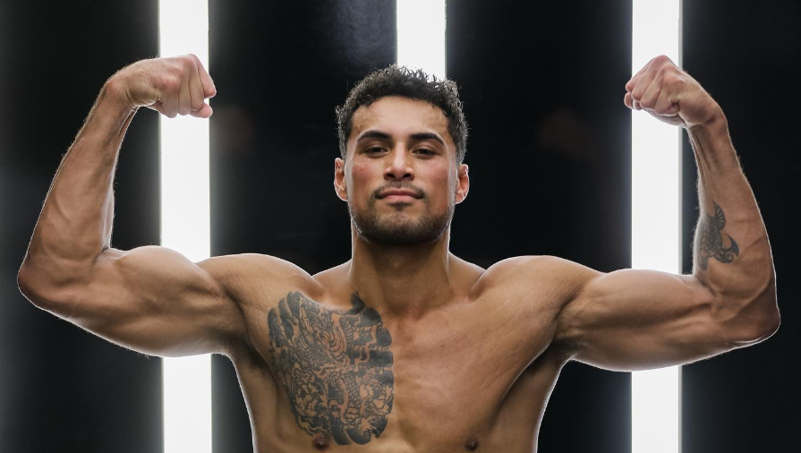 Carlos Ulberg - Wiek, Waga, Wzrost, MMA, Rekord, Walka