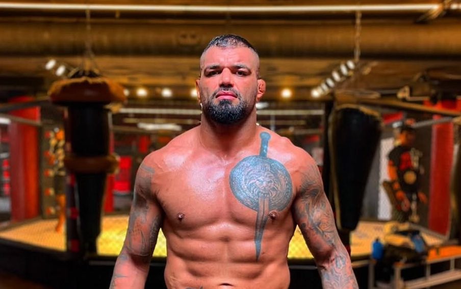 Hatef Moeil - Wiek, Waga, Wzrost, MMA, Rekord, Walka